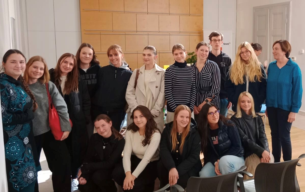 Ingeborg Bachmann am ÖKF – Österreichisches Gymnasium Prag